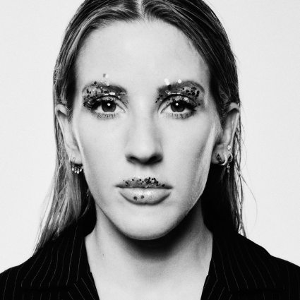 Ellie Goulding on HD24Bit.com